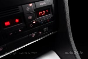 Pelēks Audi A4 2006 Tallina, ar dzinēja tilpumu 2.00 L un nobraukumu 276 tūkst. km par 2999 €, foto 11 vietnē AUTOMOTO.COM.LV