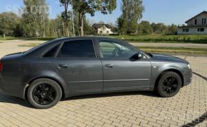 Pelēks Audi A4 2006 Daugavpils, ar dzinēja tilpumu 2.00 L un nobraukumu 255 tūkst. km par 3600 €, foto 4 vietnē AUTOMOTO.COM.LV