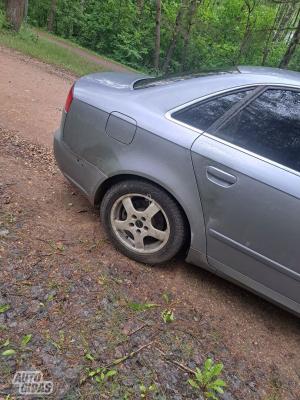 Grey Audi A4 2006 in Elektrenai, with an engine capacity of 2.00 L and mileage of 424 thousand km for 1500 €, photo 8 on AUTOMOTO.COM.LV