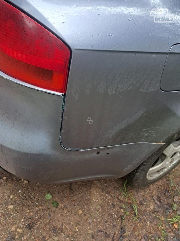 Pelēks Audi A4 2006 Elektrėnai, ar dzinēja tilpumu 2.00 L un nobraukumu 424 tūkst. km par 1500 €, foto 10 vietnē AUTOMOTO.COM.LV