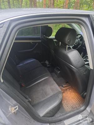 Grey Audi A4 2006 in Elektrenai, with an engine capacity of 2.00 L and mileage of 424 thousand km for 1500 €, photo 16 on AUTOMOTO.COM.LV