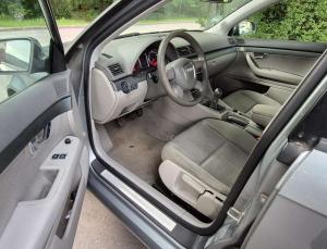 Pelēks Audi A4 2006 Viļņa, ar dzinēja tilpumu 1.98 L un nobraukumu 230 tūkst. km par 1800 €, foto 10 vietnē AUTOMOTO.COM.LV