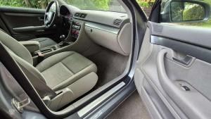 Pelēks Audi A4 2006 Viļņa, ar dzinēja tilpumu 1.98 L un nobraukumu 230 tūkst. km par 1800 €, foto 14 vietnē AUTOMOTO.COM.LV
