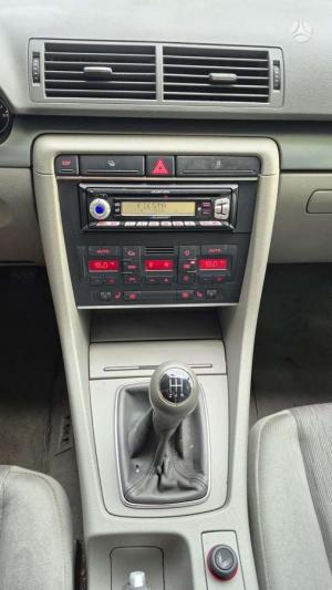 Pelēks Audi A4 2006 Viļņa, ar dzinēja tilpumu 1.98 L un nobraukumu 230 tūkst. km par 1800 €, foto 16 vietnē AUTOMOTO.COM.LV