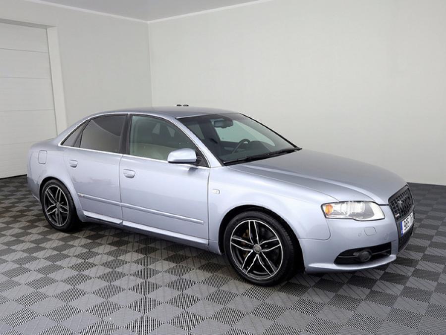 Grey Audi A4 2006 in Tallinn, with an engine capacity of 3.10 L and mileage of 293 thousand km for 2999 €, photo 1 on AUTOMOTO.COM.LV