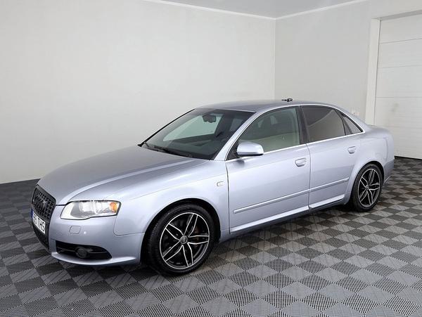 Grey Audi A4 2006 in Tallinn, with an engine capacity of 3.10 L and mileage of 293 thousand km for 2999 €, photo 2 on AUTOMOTO.COM.LV