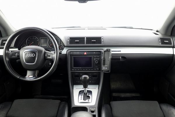 Grey Audi A4 2006 in Tallinn, with an engine capacity of 3.10 L and mileage of 293 thousand km for 2999 €, photo 5 on AUTOMOTO.COM.LV