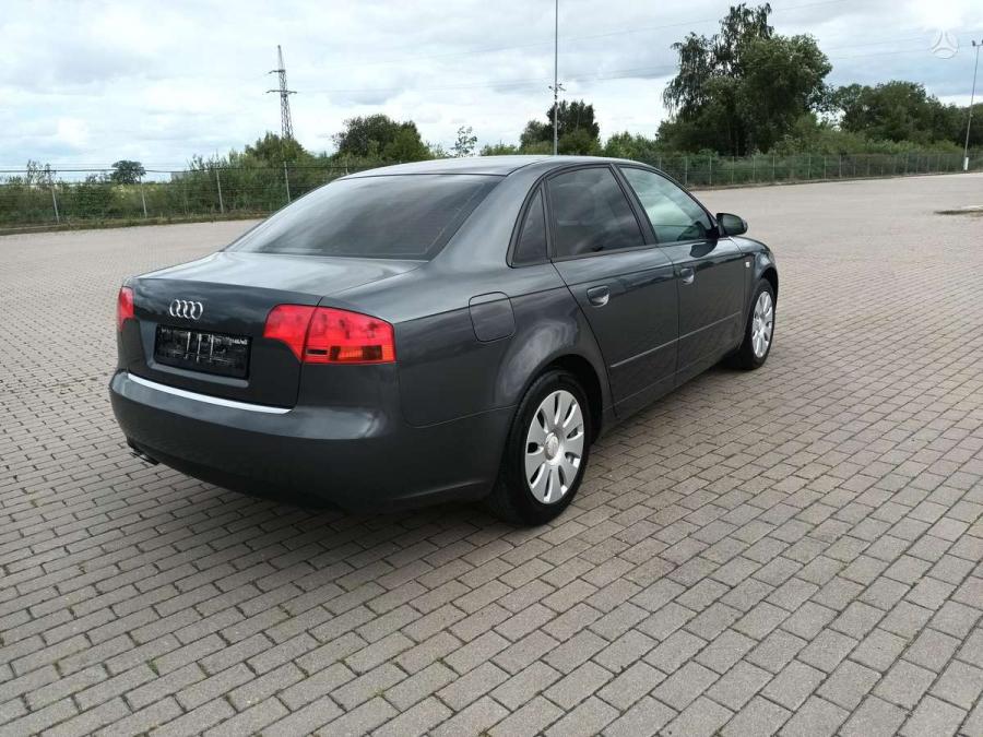 Grey Audi A4 2006 in Marijampole, with an engine capacity of 1.96 L and mileage of 233 thousand km for 2699 €, photo 9 on AUTOMOTO.COM.LV
