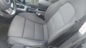 Pelēks Audi A4 2006 Panevēža, ar dzinēja tilpumu 1.98 L un nobraukumu 282 tūkst. km par 950 €, foto 9 vietnē AUTOMOTO.COM.LV