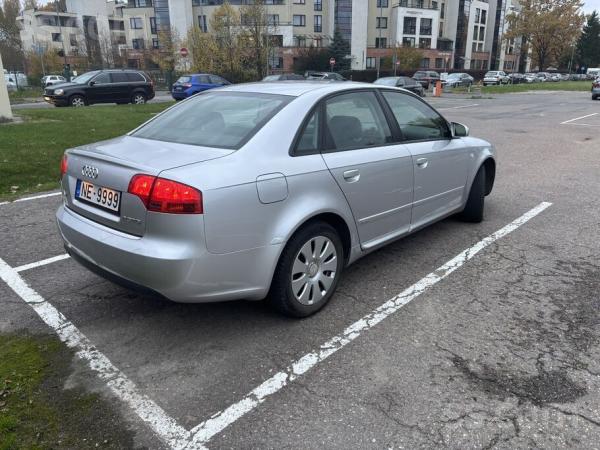 Grey Audi A4 2006 in Riga, with an engine capacity of 2.00 L and mileage of 293 thousand km for 2950 €, photo 3 on AUTOMOTO.COM.LV