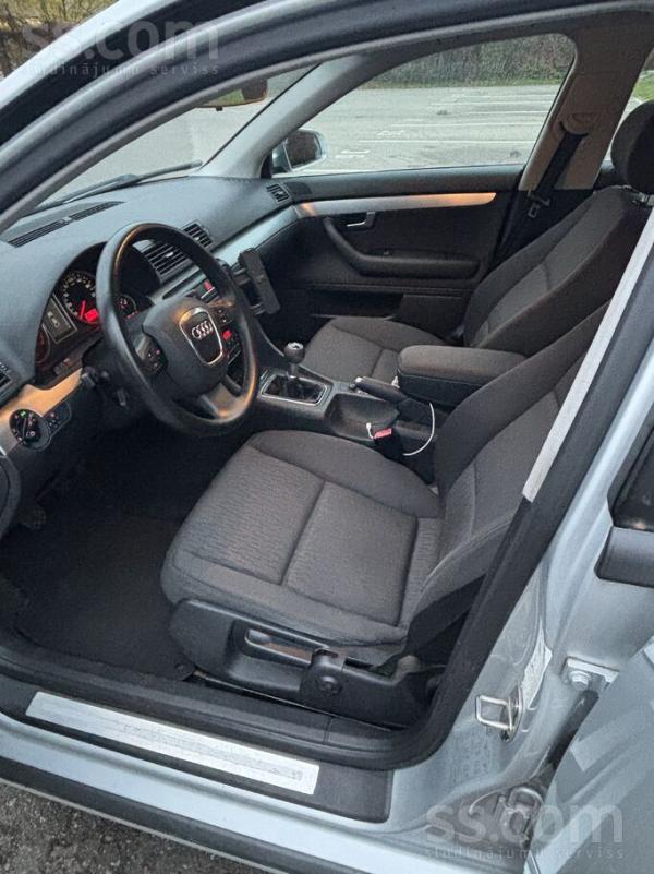 Grey Audi A4 2006 in Riga, with an engine capacity of 2.00 L and mileage of 293 thousand km for 2950 €, photo 6 on AUTOMOTO.COM.LV