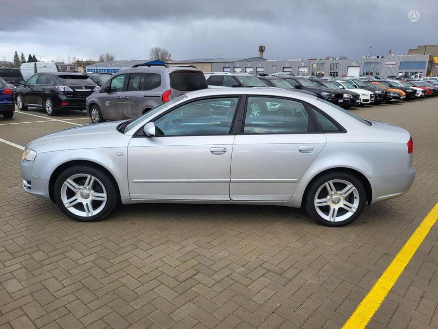 Pelēks Audi A4 2007 Tauragė, ar dzinēja tilpumu 1.97 L un nobraukumu 261 tūkst. km par 3300 €, foto 6 vietnē AUTOMOTO.COM.LV