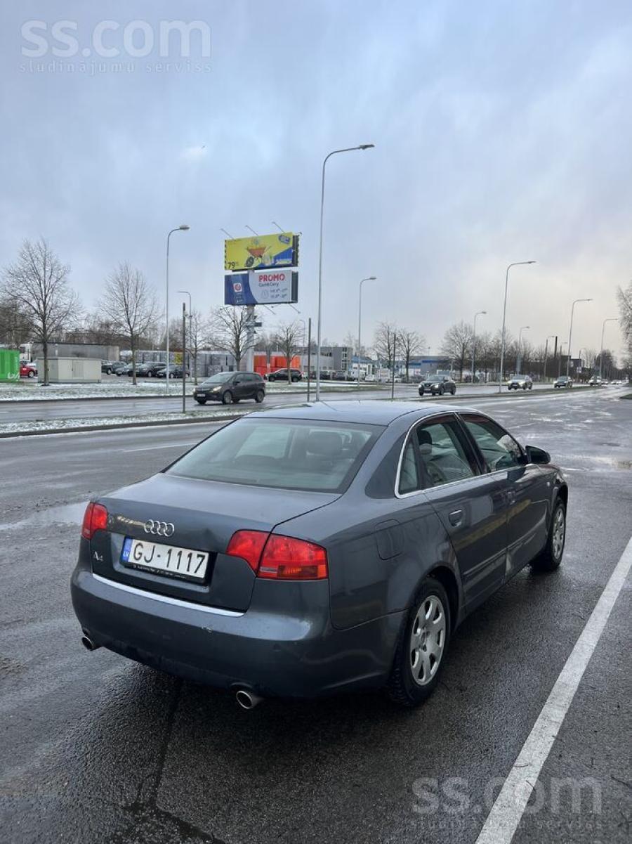 Grey Audi A4 2007 in Riga, with an engine capacity of 1.80 L and mileage of 427 thousand km for 2900 €, photo 4 on AUTOMOTO.COM.LV