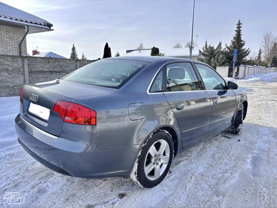 Pelēks Audi A4 2007 Kauņa, ar dzinēja tilpumu 2.00 L un nobraukumu 350 tūkst. km par 2400 €, foto 3 vietnē AUTOMOTO.COM.LV