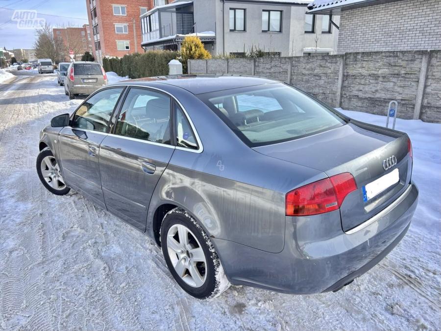 Pelēks Audi A4 2007 Kauņa, ar dzinēja tilpumu 2.00 L un nobraukumu 350 tūkst. km par 2400 €, foto 5 vietnē AUTOMOTO.COM.LV