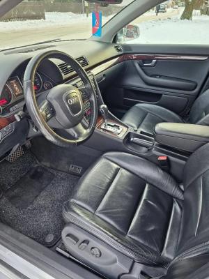 Grey Audi A4 2007 in Ventspils, with an engine capacity of 2.70 L and mileage of 267 thousand km for 3150 €, photo 11 on AUTOMOTO.COM.LV