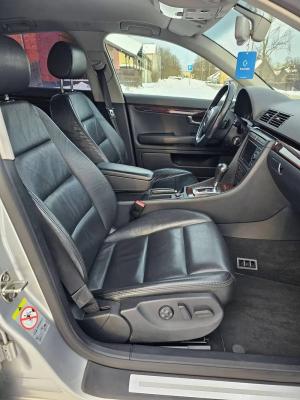 Grey Audi A4 2007 in Ventspils, with an engine capacity of 2.70 L and mileage of 267 thousand km for 3150 €, photo 12 on AUTOMOTO.COM.LV