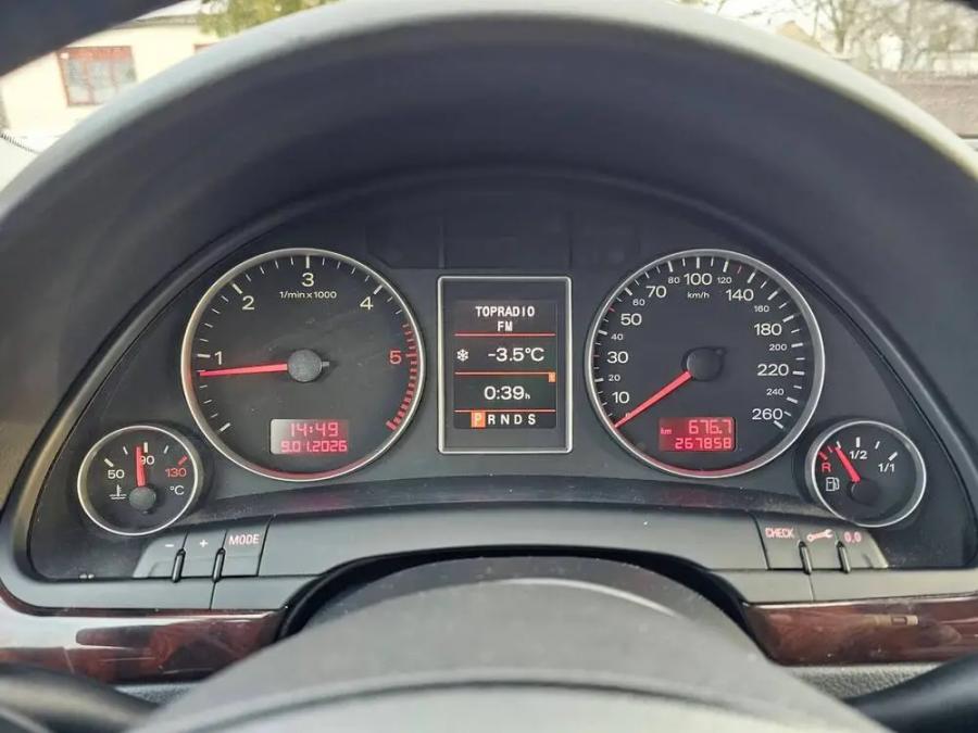Grey Audi A4 2007 in Ventspils, with an engine capacity of 2.70 L and mileage of 267 thousand km for 3150 €, photo 18 on AUTOMOTO.COM.LV