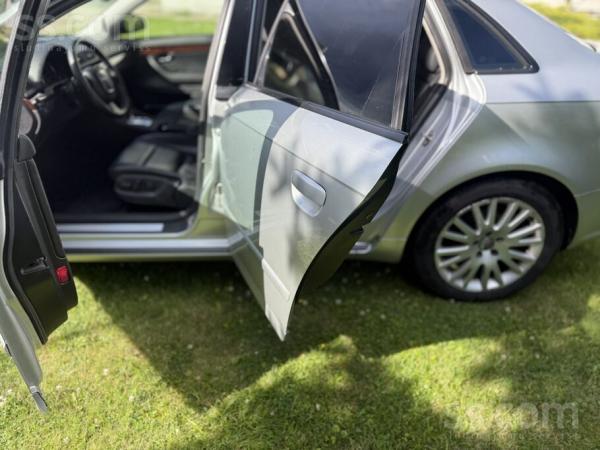 Pelēks Audi A4 2007 Rīga, ar dzinēja tilpumu 2.70 L un nobraukumu 270 tūkst. km par 2850 €, foto 6 vietnē AUTOMOTO.COM.LV