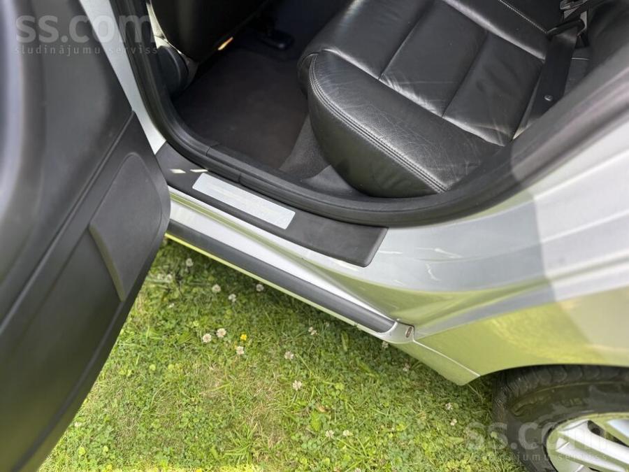 Pelēks Audi A4 2007 Rīga, ar dzinēja tilpumu 2.70 L un nobraukumu 270 tūkst. km par 2850 €, foto 9 vietnē AUTOMOTO.COM.LV