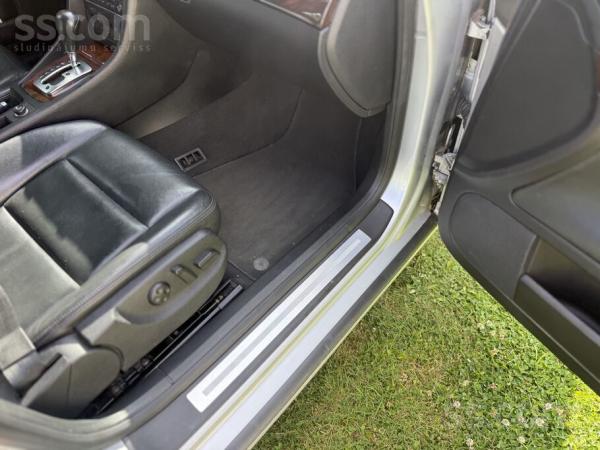 Pelēks Audi A4 2007 Rīga, ar dzinēja tilpumu 2.70 L un nobraukumu 270 tūkst. km par 2850 €, foto 10 vietnē AUTOMOTO.COM.LV