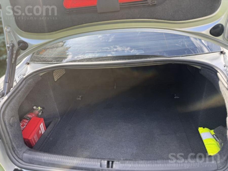 Pelēks Audi A4 2007 Rīga, ar dzinēja tilpumu 2.70 L un nobraukumu 270 tūkst. km par 2850 €, foto 18 vietnē AUTOMOTO.COM.LV