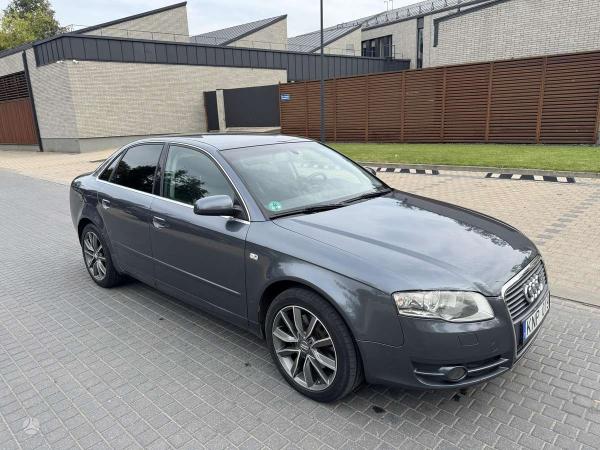 Audi A4 2007 in Ukmerge on AUTOMOTO.COM.LV Grey Audi A4 2007 in Ukmerge, with an engine capacity of 1.97 L and mileage of 261 thousand km for 2200 €, photo 5 on AUTOMOTO.COM.LV