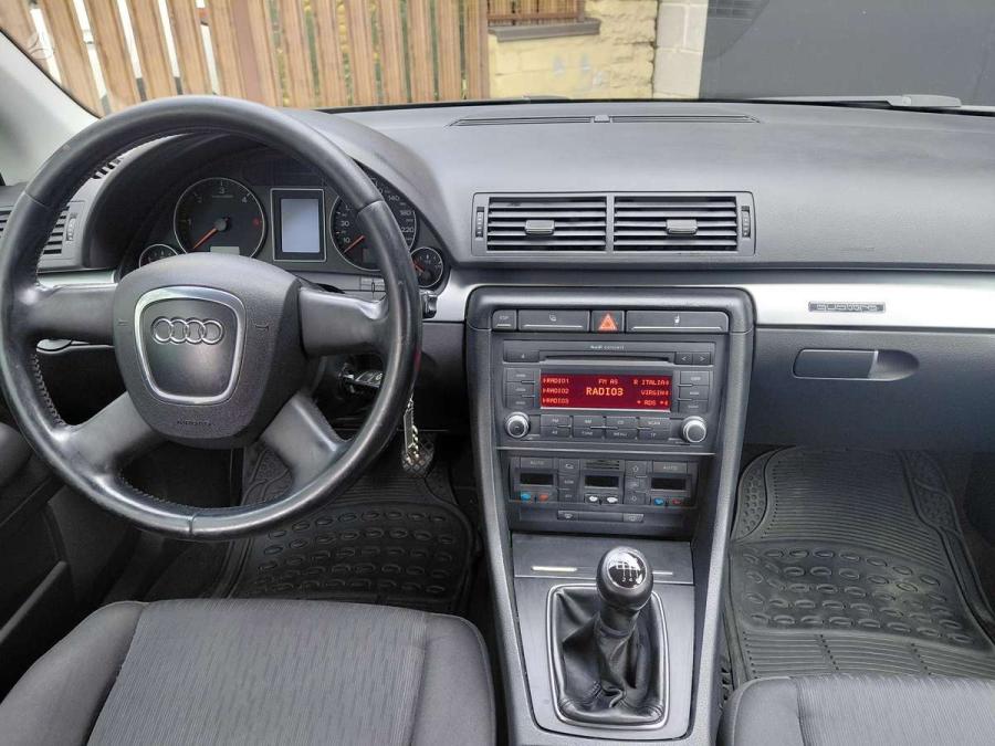 Pelēks Audi A4 2007 Kauņa, ar dzinēja tilpumu 1.97 L un nobraukumu 310 tūkst. km par 2500 €, foto 6 vietnē AUTOMOTO.COM.LV