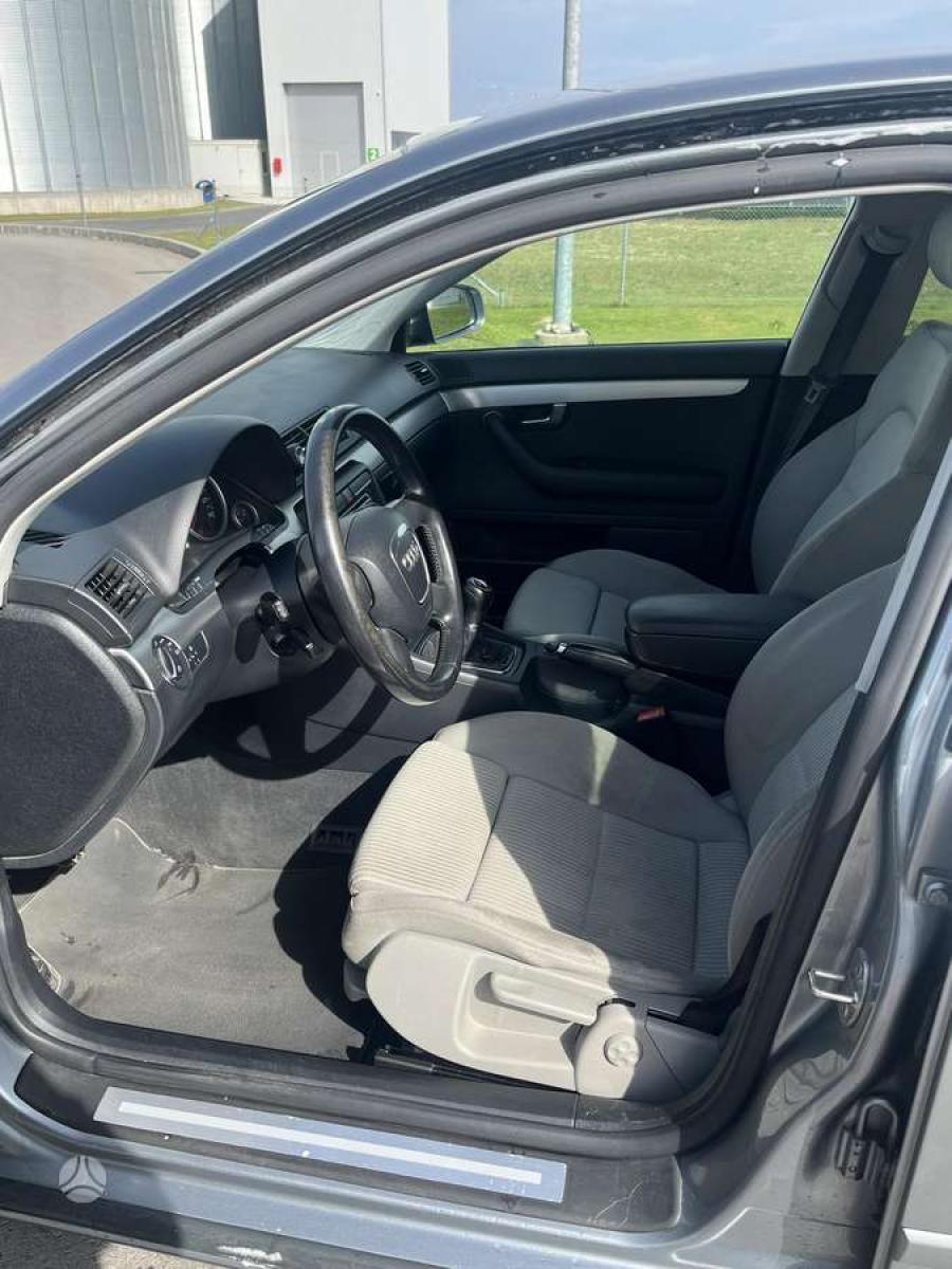 Pelēks Audi A4 2007 Pasvalys, ar dzinēja tilpumu 2.00 L un nobraukumu 221 tūkst. km par 2400 €, foto 1 vietnē AUTOMOTO.COM.LV