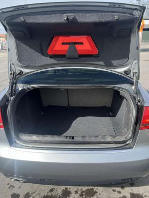 Pelēks Audi A4 2007 Pasvalys, ar dzinēja tilpumu 2.00 L un nobraukumu 221 tūkst. km par 2400 €, foto 4 vietnē AUTOMOTO.COM.LV