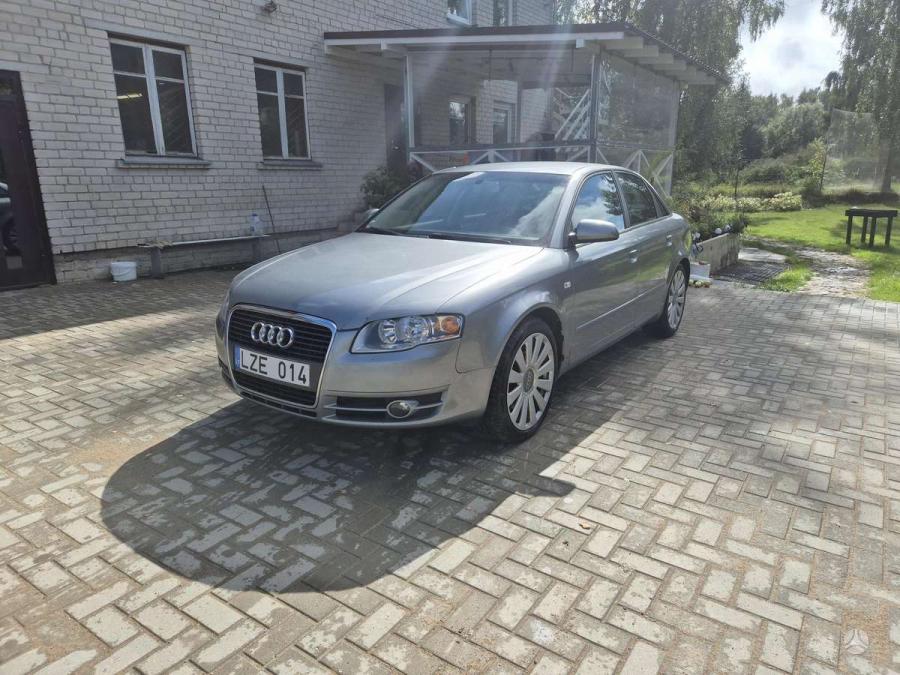 Grey Audi A4 2007 in Vilnius, with an engine capacity of 2.70 L and mileage of 400 thousand km for 1900 €, photo 1 on AUTOMOTO.COM.LV
