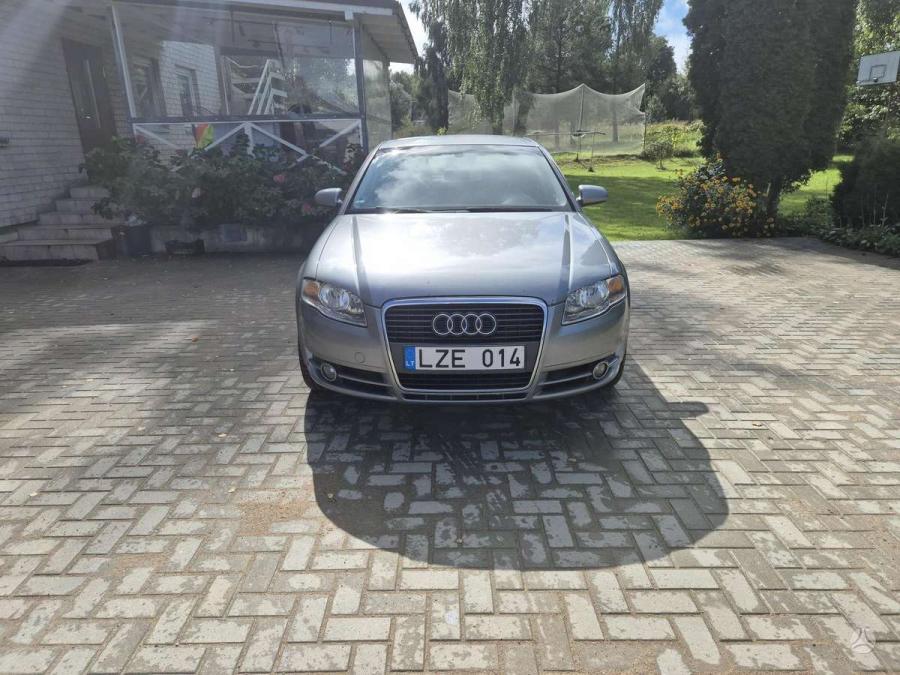 Grey Audi A4 2007 in Vilnius, with an engine capacity of 2.70 L and mileage of 400 thousand km for 1900 €, photo 5 on AUTOMOTO.COM.LV