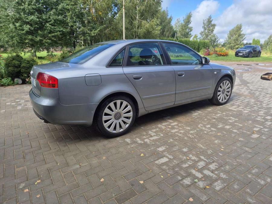 Grey Audi A4 2007 in Vilnius, with an engine capacity of 2.70 L and mileage of 400 thousand km for 1900 €, photo 8 on AUTOMOTO.COM.LV
