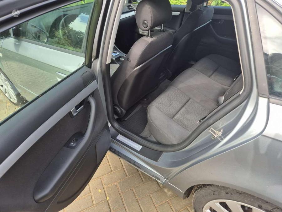 Grey Audi A4 2007 in Vilnius, with an engine capacity of 2.70 L and mileage of 400 thousand km for 1900 €, photo 17 on AUTOMOTO.COM.LV