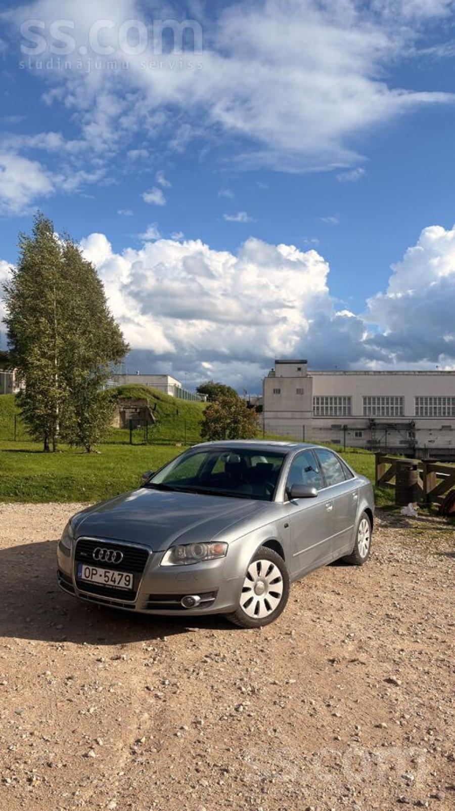 Pelēks Audi A4 2007 Ogre, ar dzinēja tilpumu 3.20 L un nobraukumu 230 tūkst. km par 4800 €, foto 3 vietnē AUTOMOTO.COM.LV