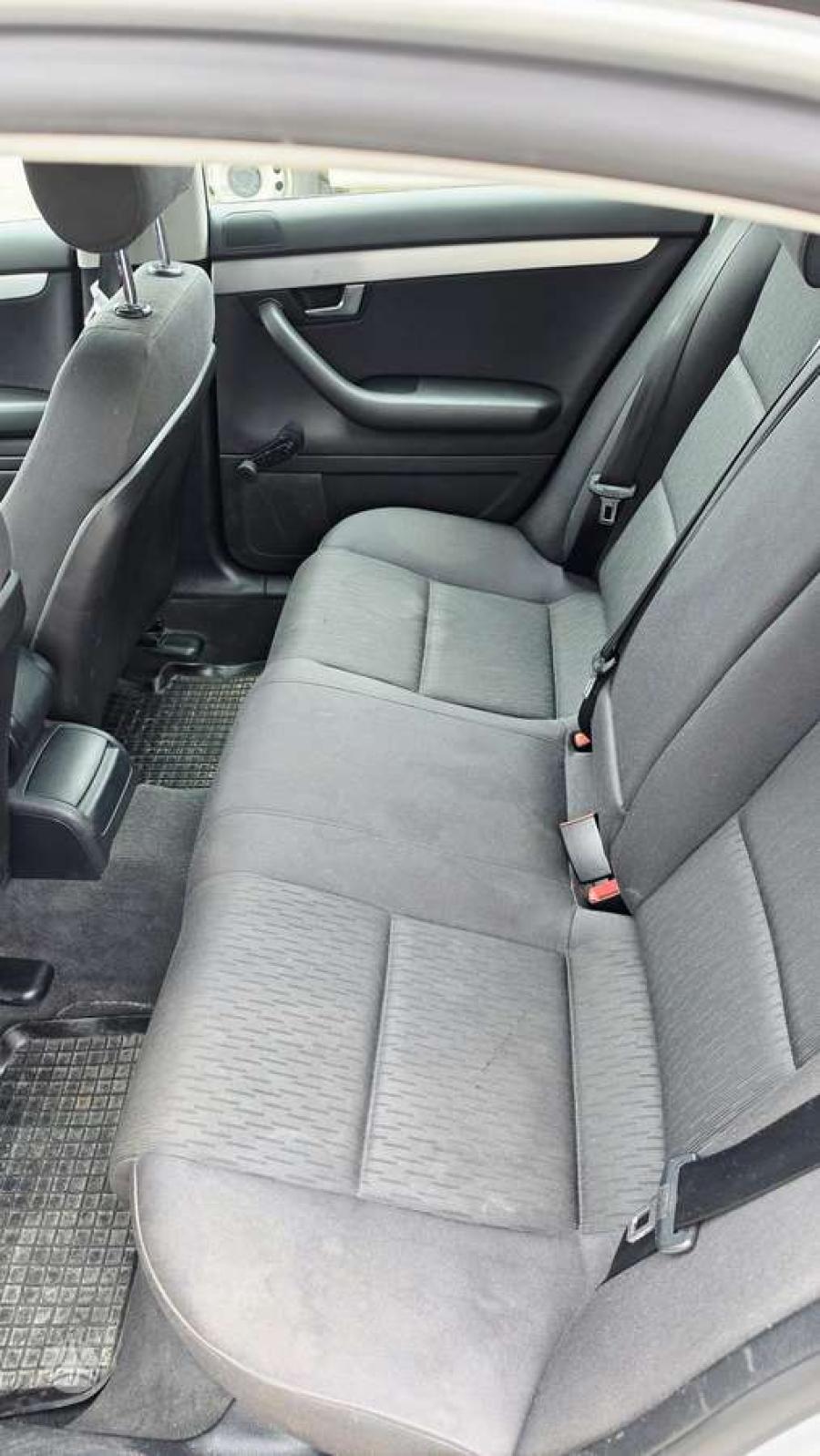 Grey Audi A4 2007 in Vilnius, with an engine capacity of 1.98 L and mileage of 201 thousand km for 3390 €, photo 8 on AUTOMOTO.COM.LV