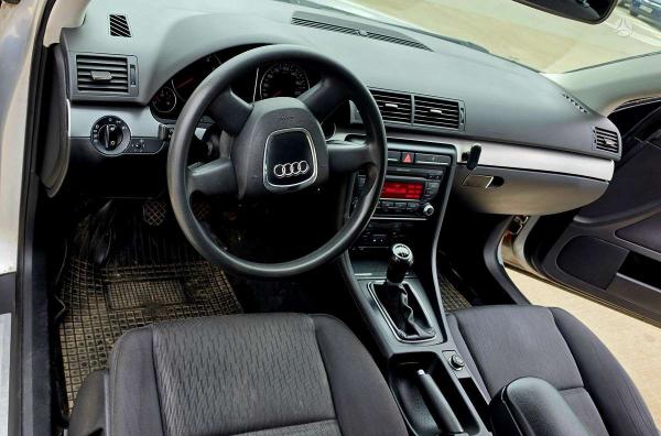 Pelēks Audi A4 2007 Viļņa, ar dzinēja tilpumu 1.98 L un nobraukumu 201 tūkst. km par 3390 €, foto 9 vietnē AUTOMOTO.COM.LV