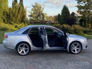 Grey Audi A4 2007 in Riga, with an engine capacity of 1.90 L and mileage of 296 thousand km for 2950 €, photo 11 on AUTOMOTO.COM.LV