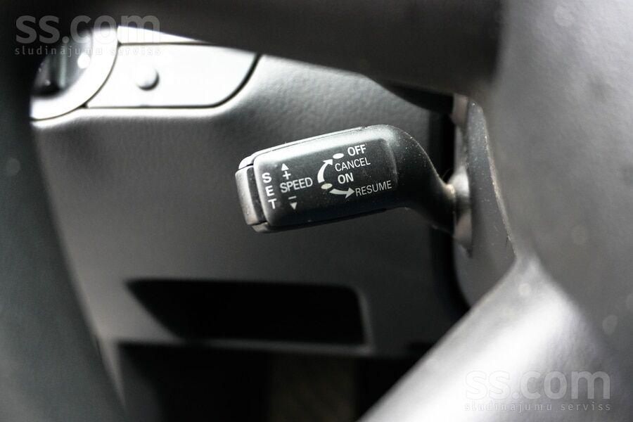 Grey Audi A4 2007 in Riga, with an engine capacity of 2.00 L and mileage of 272 thousand km for 3990 €, photo 8 on AUTOMOTO.COM.LV