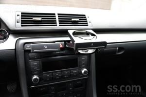 Grey Audi A4 2007 in Riga, with an engine capacity of 2.00 L and mileage of 272 thousand km for 3990 €, photo 11 on AUTOMOTO.COM.LV