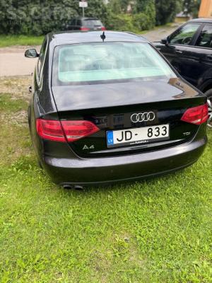 Pelēks Audi A4 2008 Rīga, ar dzinēja tilpumu 2.00 L un nobraukumu 318 tūkst. km par 4500 €, foto 9 vietnē AUTOMOTO.COM.LV