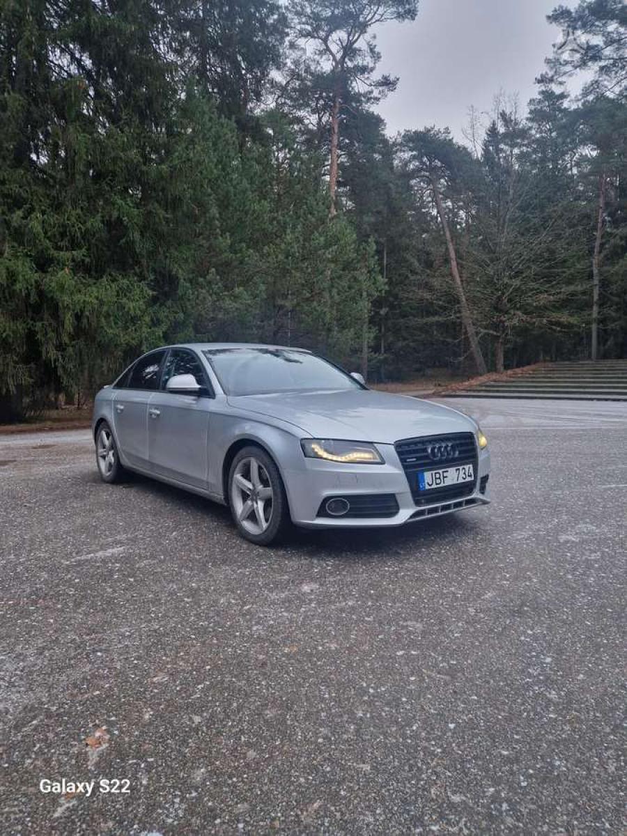 Pelēks Audi A4 2008 Kauņa, ar dzinēja tilpumu 2.97 L un nobraukumu 342 tūkst. km par 3700 €, foto 1 vietnē AUTOMOTO.COM.LV