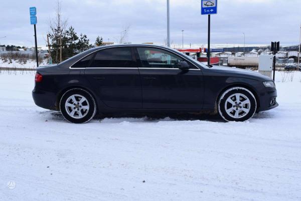 Pelēks Audi A4 2008 Viļņa, ar dzinēja tilpumu 1.97 L un nobraukumu 291 tūkst. km par 4950 €, foto 4 vietnē AUTOMOTO.COM.LV