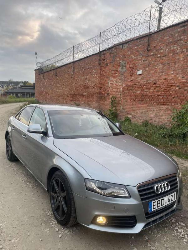 Grey Audi A4 2008 in Siauliai, with an engine capacity of 1.80 L and mileage of 215 thousand km for 5350 €, photo 4 on AUTOMOTO.COM.LV