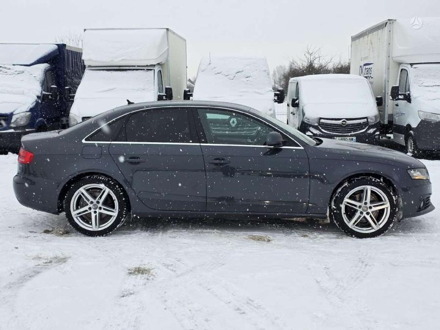 Pelēks Audi A4 2008 Tauragė, ar dzinēja tilpumu 1.97 L un nobraukumu 330 tūkst. km par 5300 €, foto 7 vietnē AUTOMOTO.COM.LV