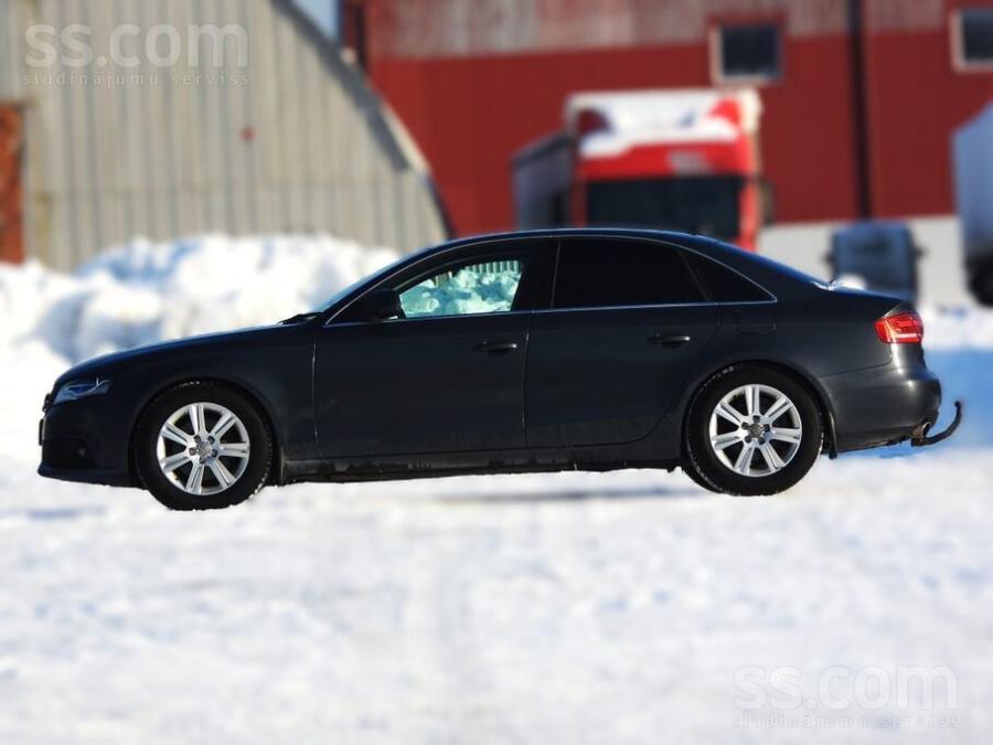 Pelēks Audi A4 2008 Rīga, ar dzinēja tilpumu 3.00 L un nobraukumu 309 tūkst. km par 6000 €, foto 4 vietnē AUTOMOTO.COM.LV