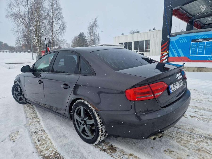 Grey Audi A4 2008 in Ignalina, with an engine capacity of 2.00 L and mileage of 400 thousand km for 3600 €, photo 3 on AUTOMOTO.COM.LV