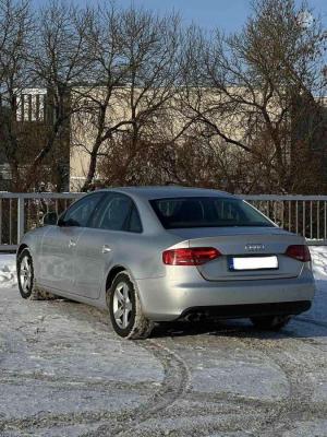 Grey Audi A4 2008 in Vilnius, with an engine capacity of 1.80 L and mileage of 300 thousand km for 3000 €, photo 5 on AUTOMOTO.COM.LV