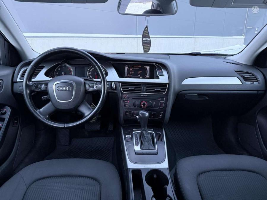 Grey Audi A4 2008 in Siauliai, with an engine capacity of 1.97 L and mileage of 349 thousand km for 3750 €, photo 22 on AUTOMOTO.COM.LV