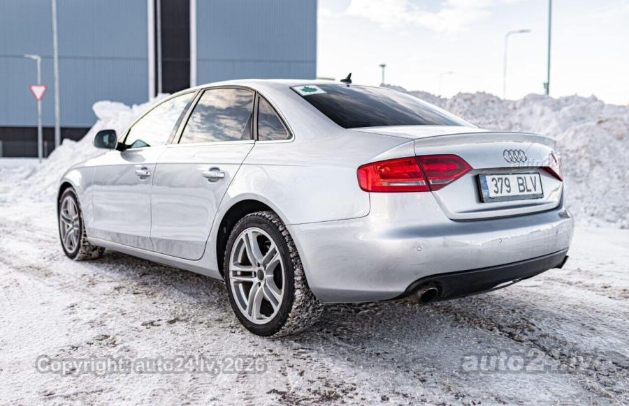 Pelēks Audi A4 2008 Tallina, ar dzinēja tilpumu 2.70 L un nobraukumu 375 tūkst. km par 4999 €, foto 14 vietnē AUTOMOTO.COM.LV